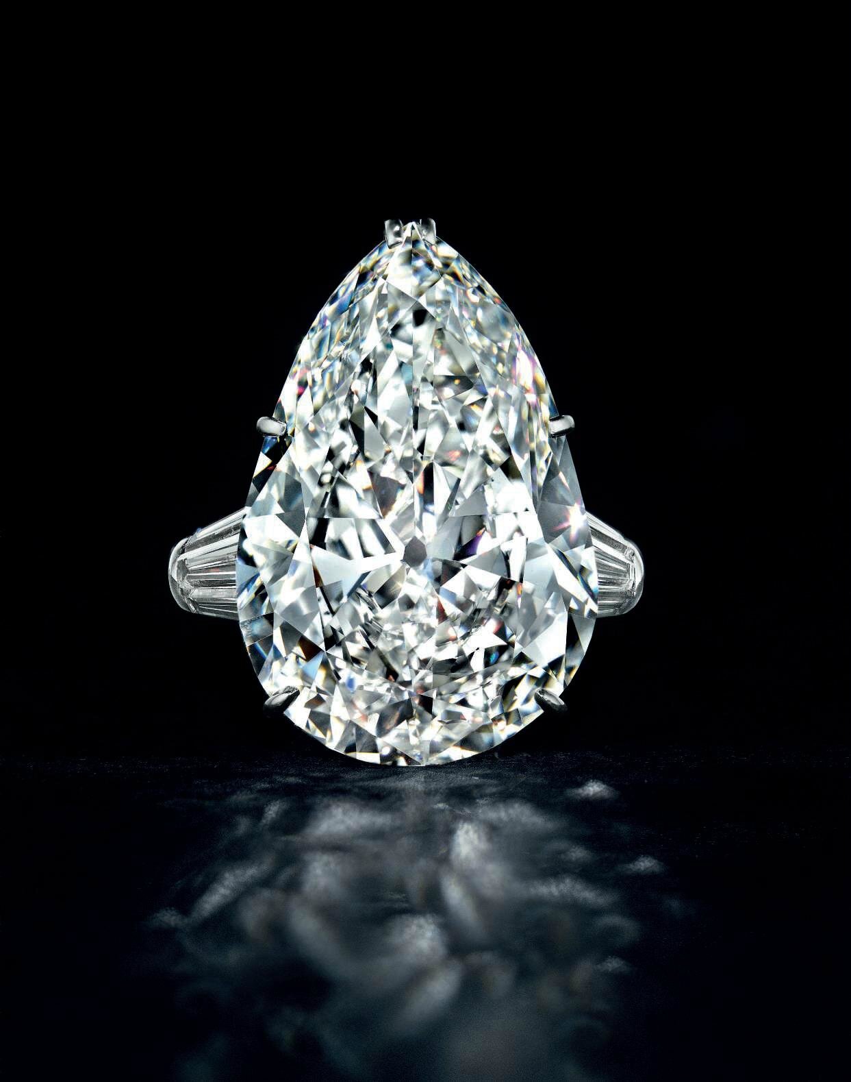 A 29.01 carats pear brilliant cut diamond ring by Harry Winston Alain.R.Truong