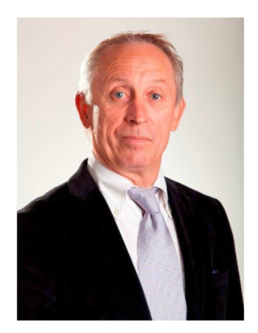 Dr Jacques Manic, consultant médical, membre du Comité International ...