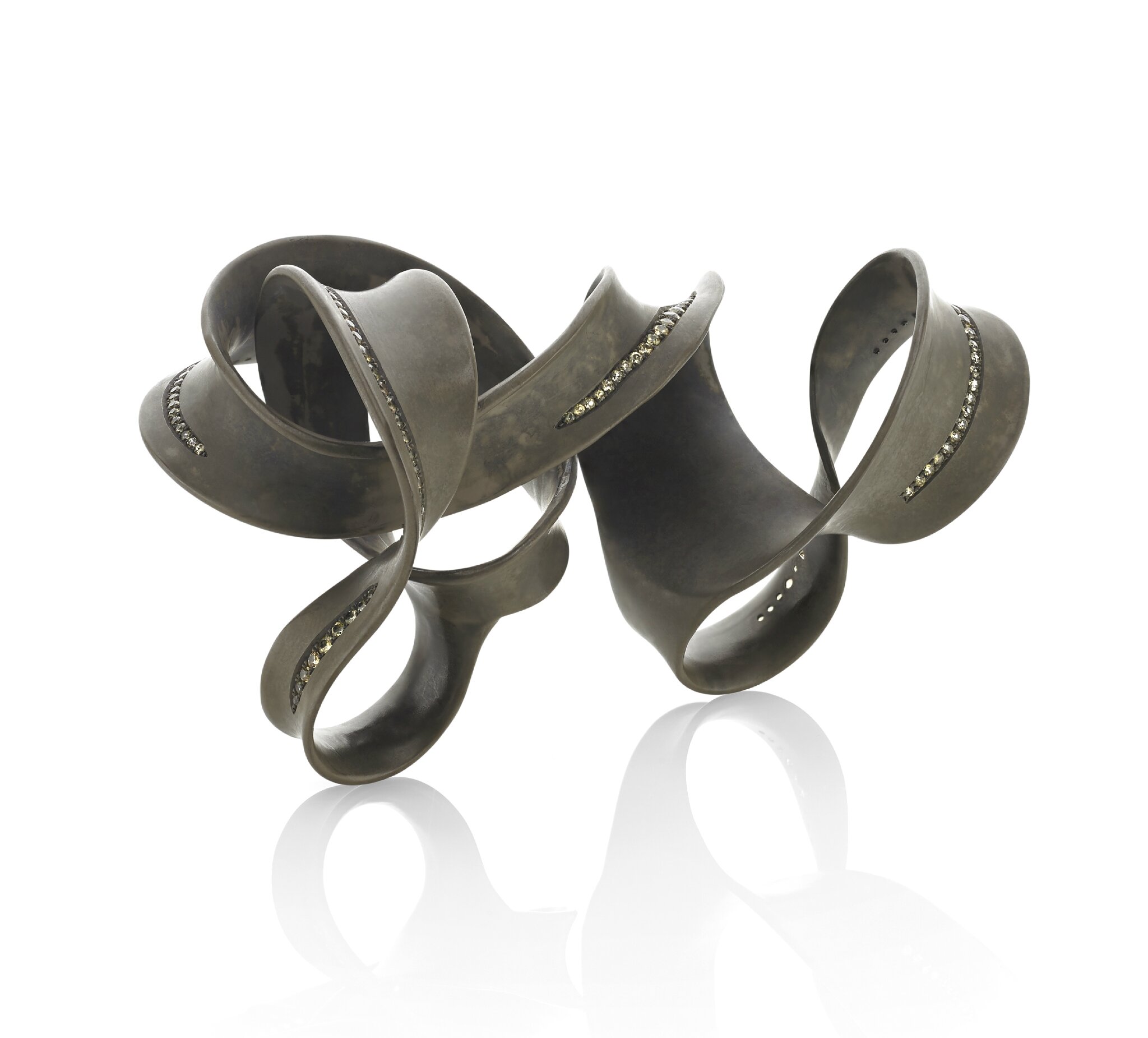 2016 AGTA Spectrum Awards™. WJA Gem Diva Award - Alain.R.Truong