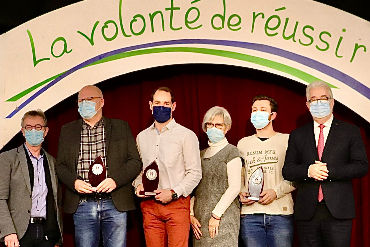 TROPHÉES 2021 DE L’OMS : AMÉLIE VALENT, NATHAN DELCOUR ET FRANÇOIS ...