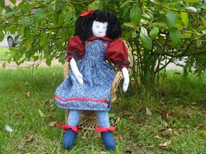 Tricot poupon et poupées de chiffon - L'armoire aux nounours