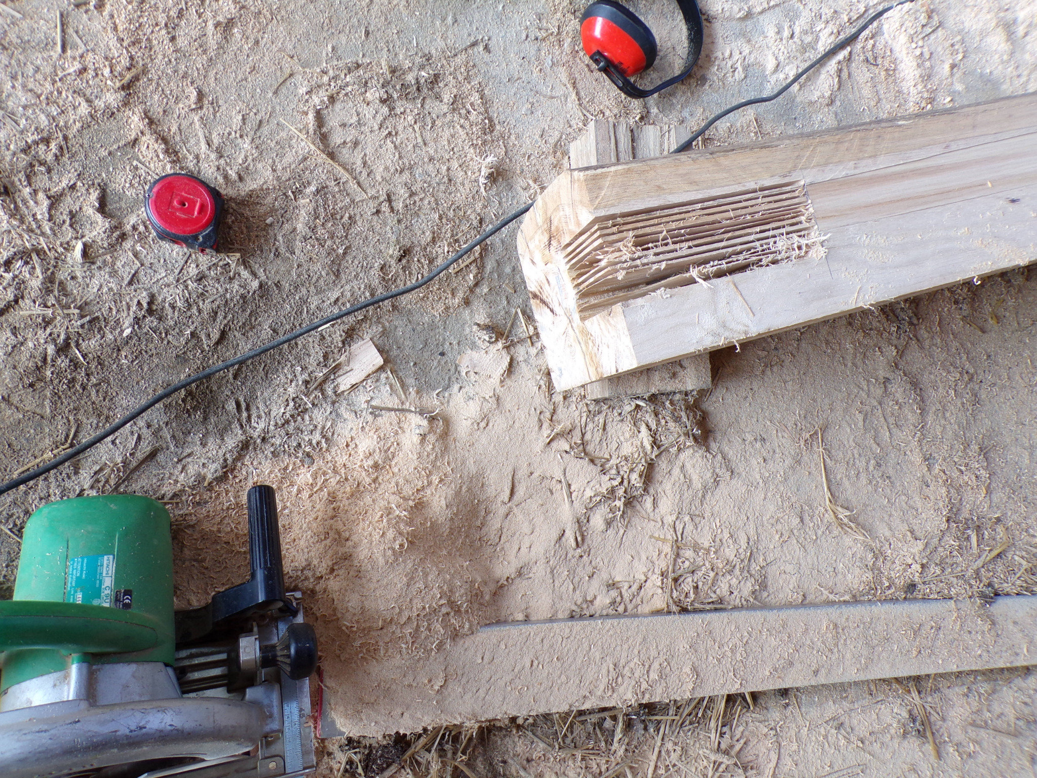 Poteau en chêne - TREVENALEUC, un manoir breton