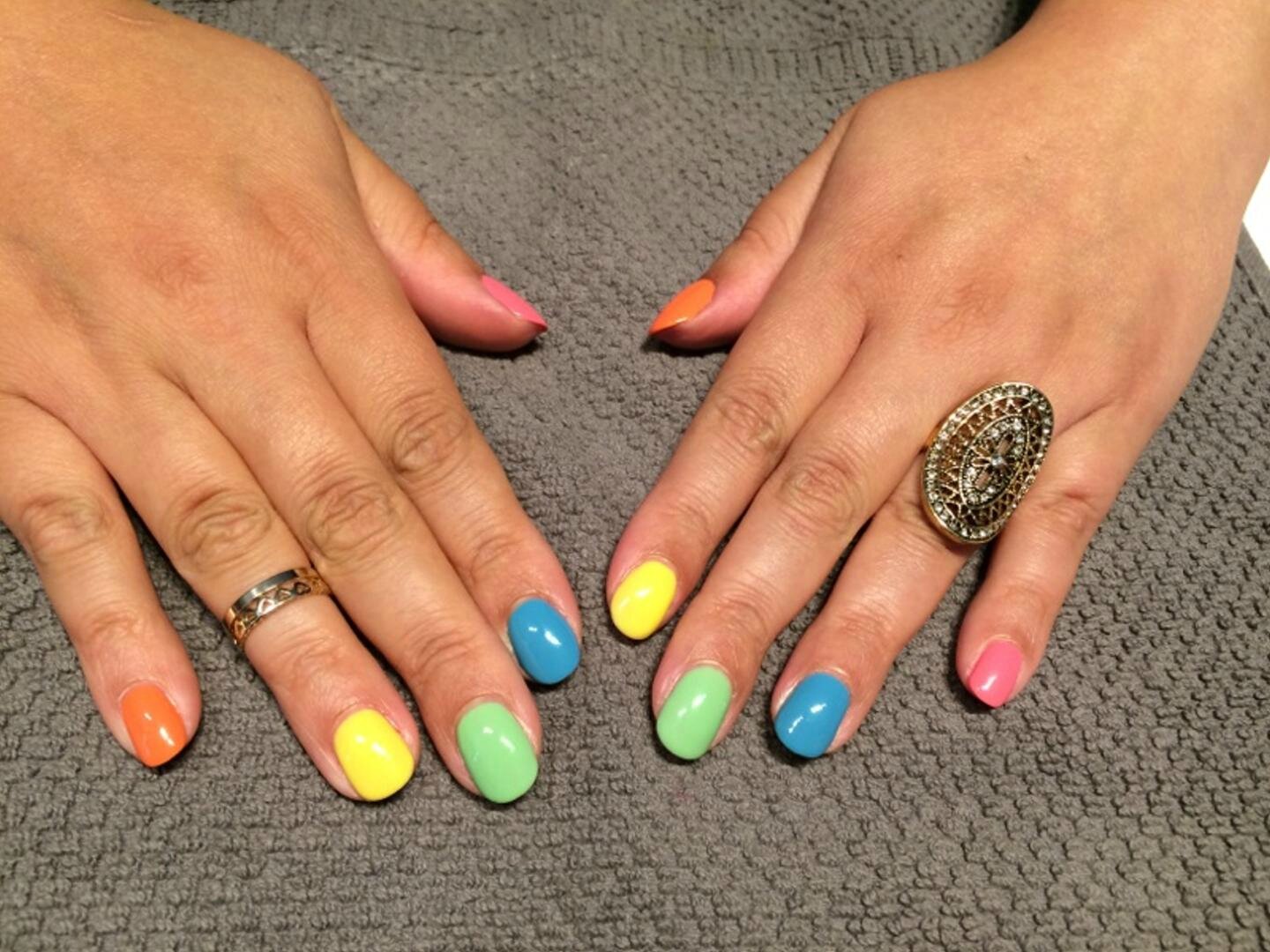 2014 - 31 Manucure Smarties - Nail Aventure