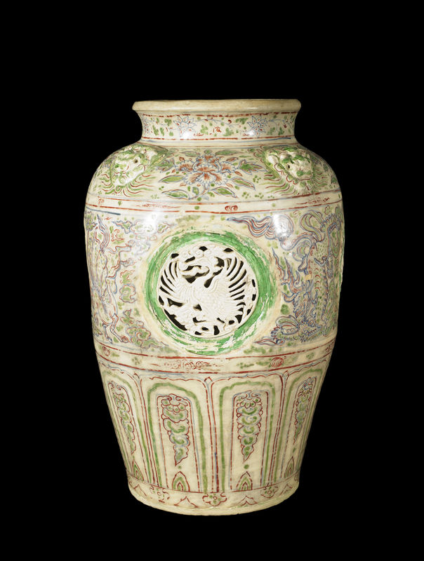 Dragons and Lotus Blossoms: Vietnamese Ceramics from the Birmingham ...