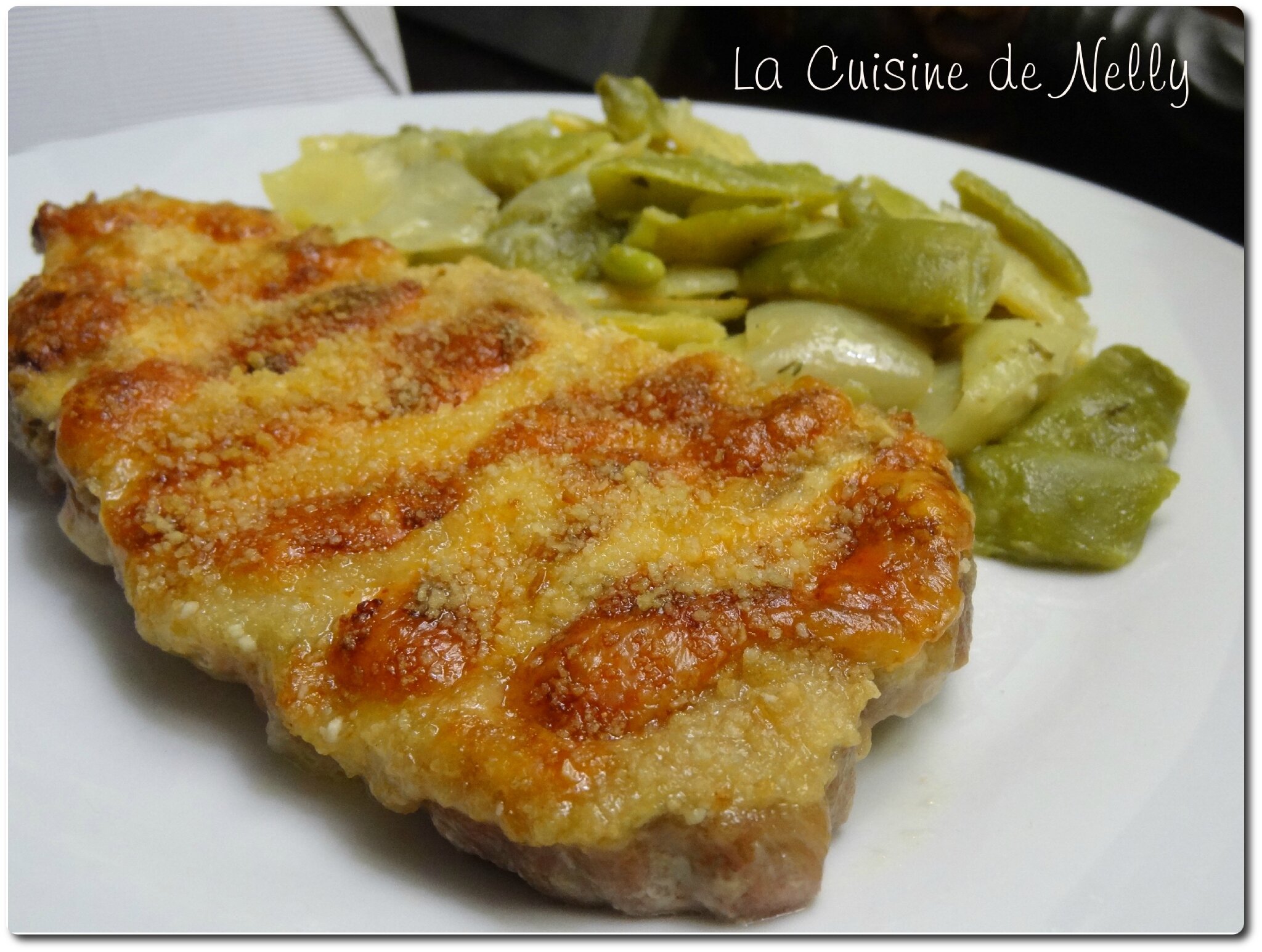 Côte de Porc (moelleuse) gratinée au Comté - LA CUISINE DE NELLY