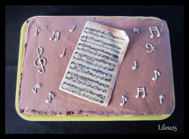 3 chocolats thème musique - Gâteaux en fête de lilou 25
