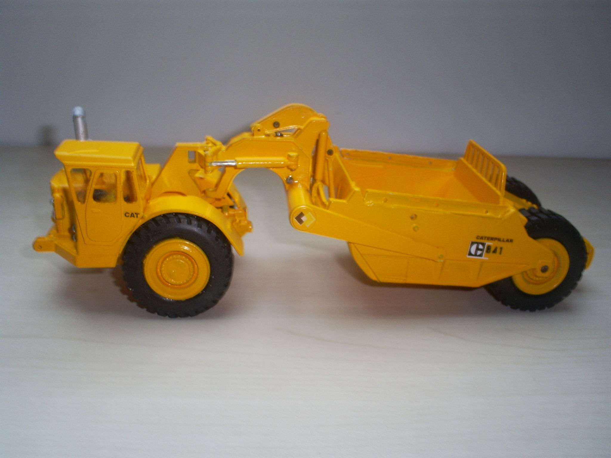 scraper CATERPILLAR 641 et 633 au 1/50 - MINITRUCKS59