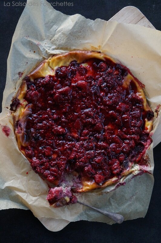 FLAN aux Fruits Rouges - LA SALSA DES FOURCHETTES