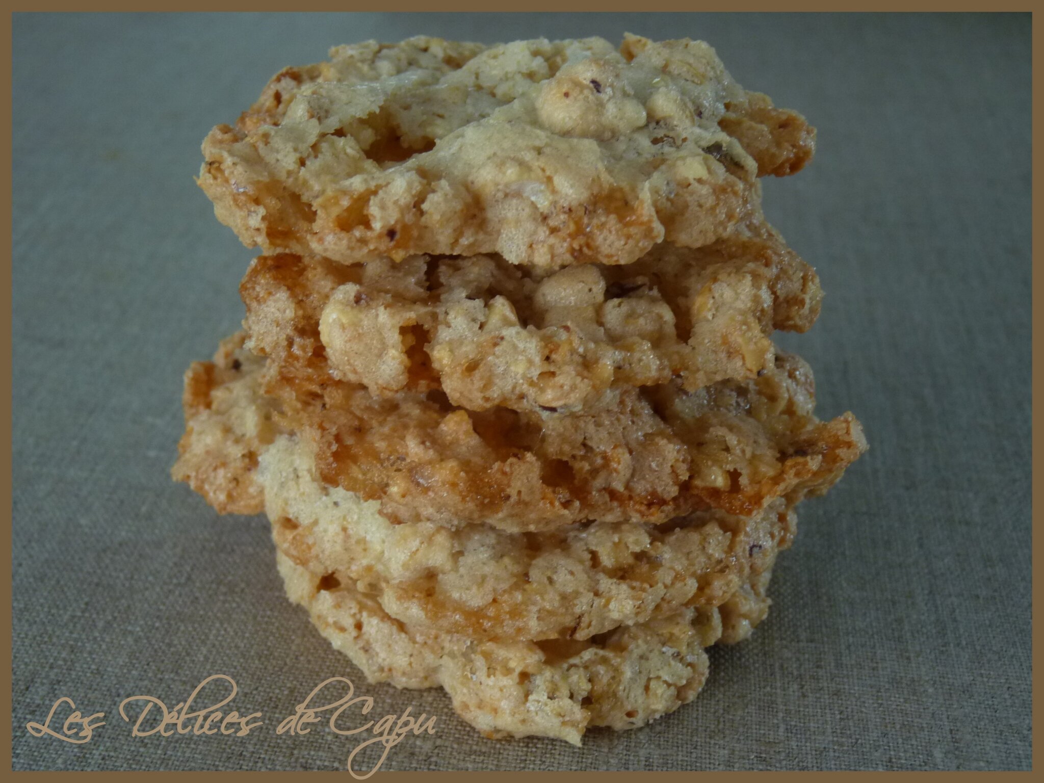 Craquants au caramel et aux noisettes - les délices de Capu