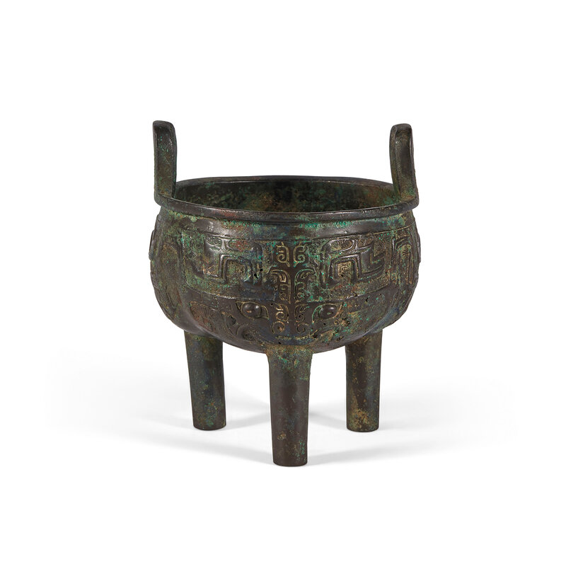 A Chinese bronze ritual tripod food vessel, liding, Western Zhou dynasty (1100-771 BC) - Alain.R ...