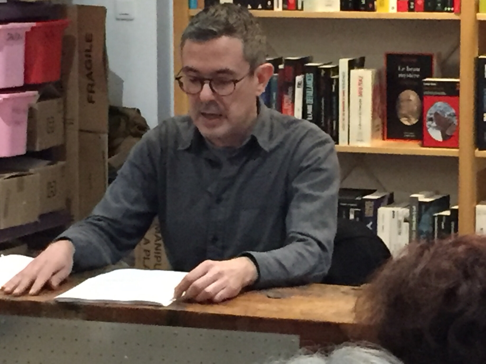 L'établi, de Robert Linhart, lu par Guillaume Gilliet dans la Librairie ...