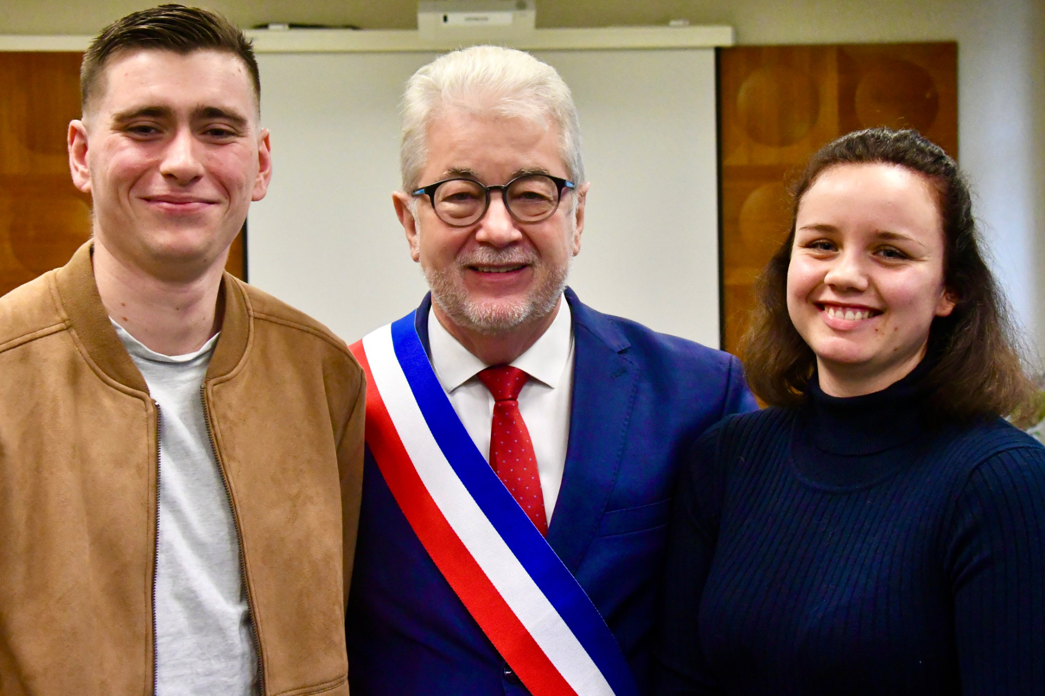 LE PACS DE THOMAS LARTIGUE ET DE JUSTINE PHILIPPE. - Le blog de Jean ...