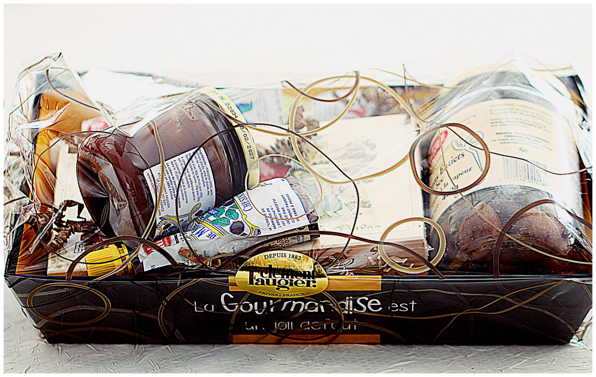 140 ans de la grande Maison "Clément Faugier" Un joli panier reçu, une ...