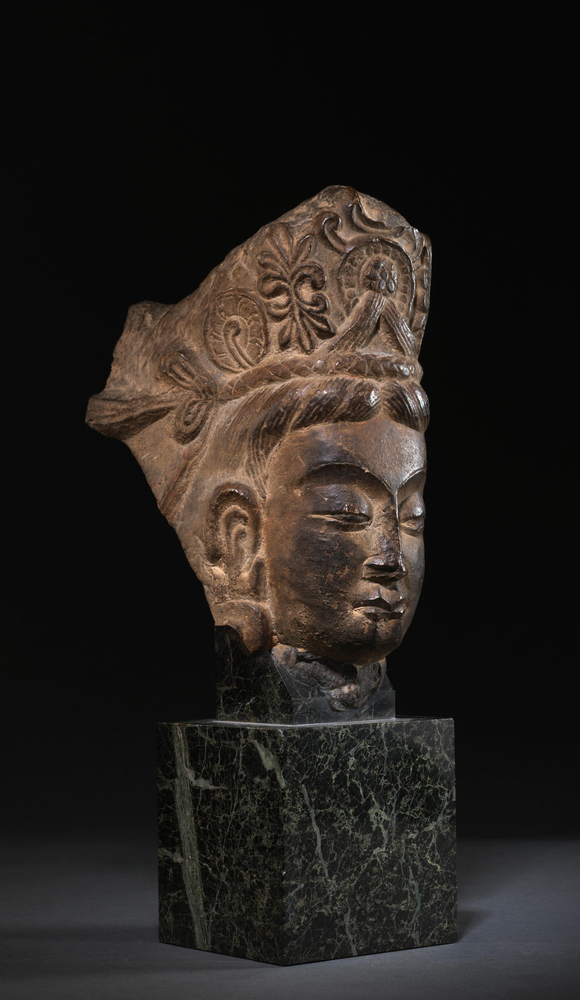 A very rare stone head of a bodhisattva, Longmen, Northern Wei Dynasty ...