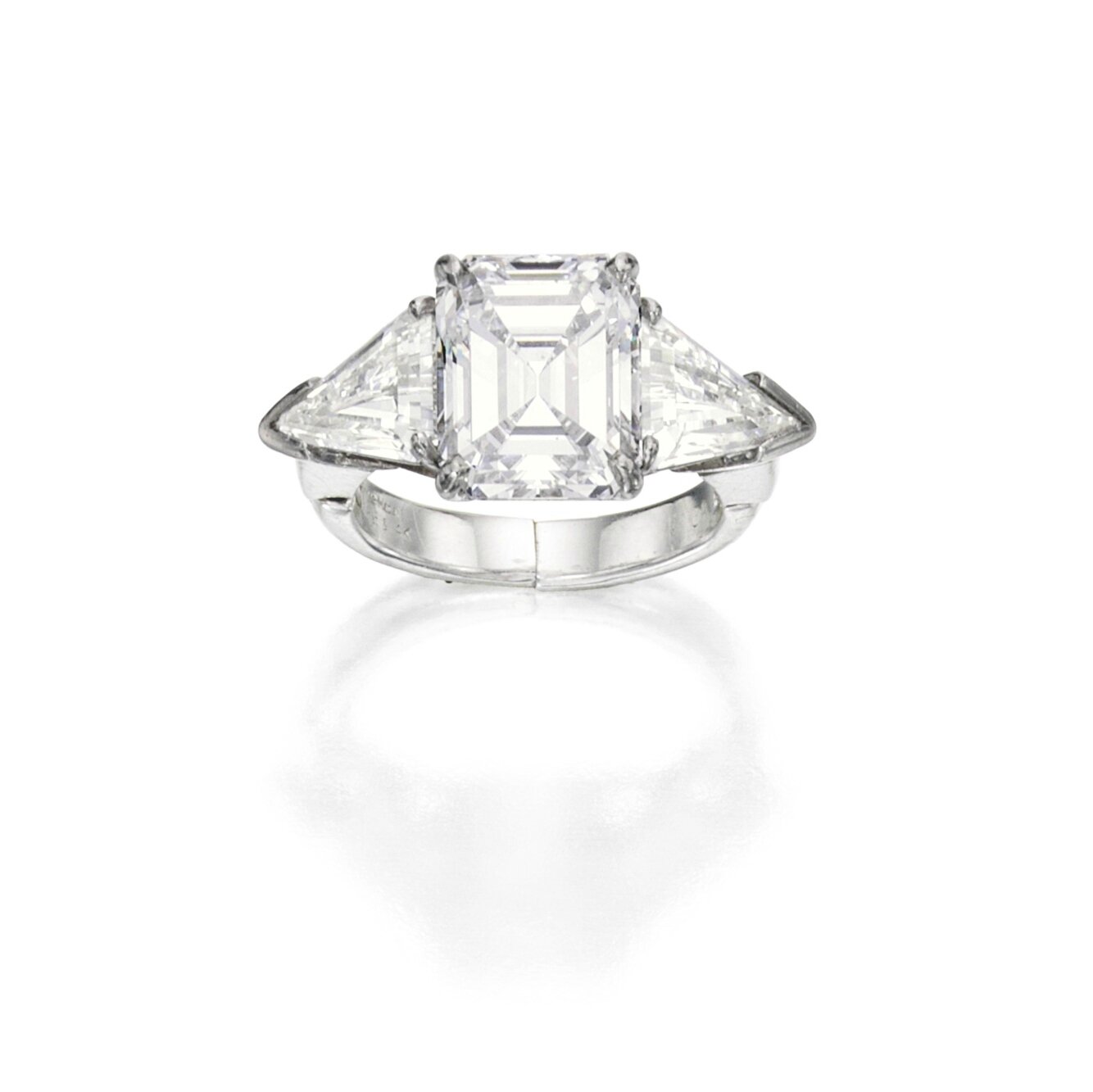 triangle-shaped diamond - Alain.R.Truong