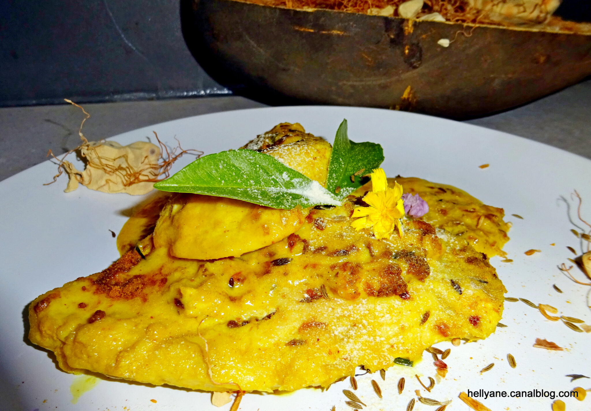 Escalopes de poulet fermier à la crème coco/ massalé/ et poudre de ...