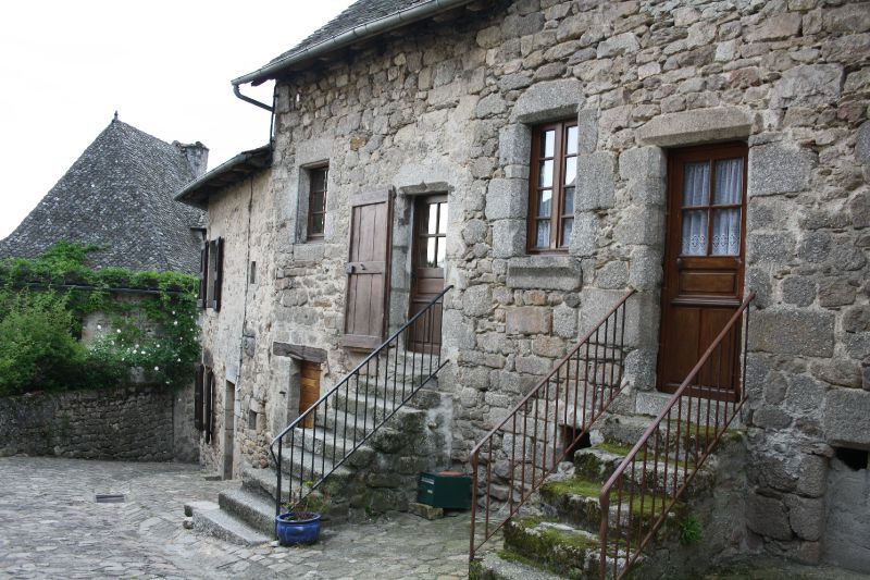 Marcolès (Cantal) - Je traine ici et là ...
