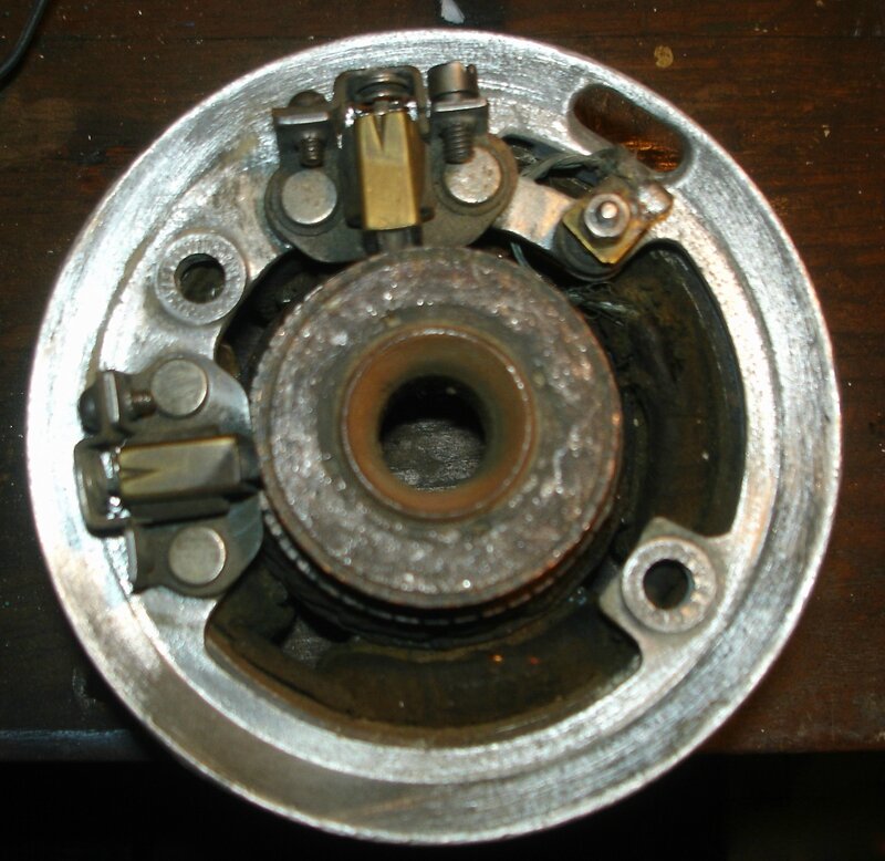 DYNAMO - 2 CV à capots ondulés