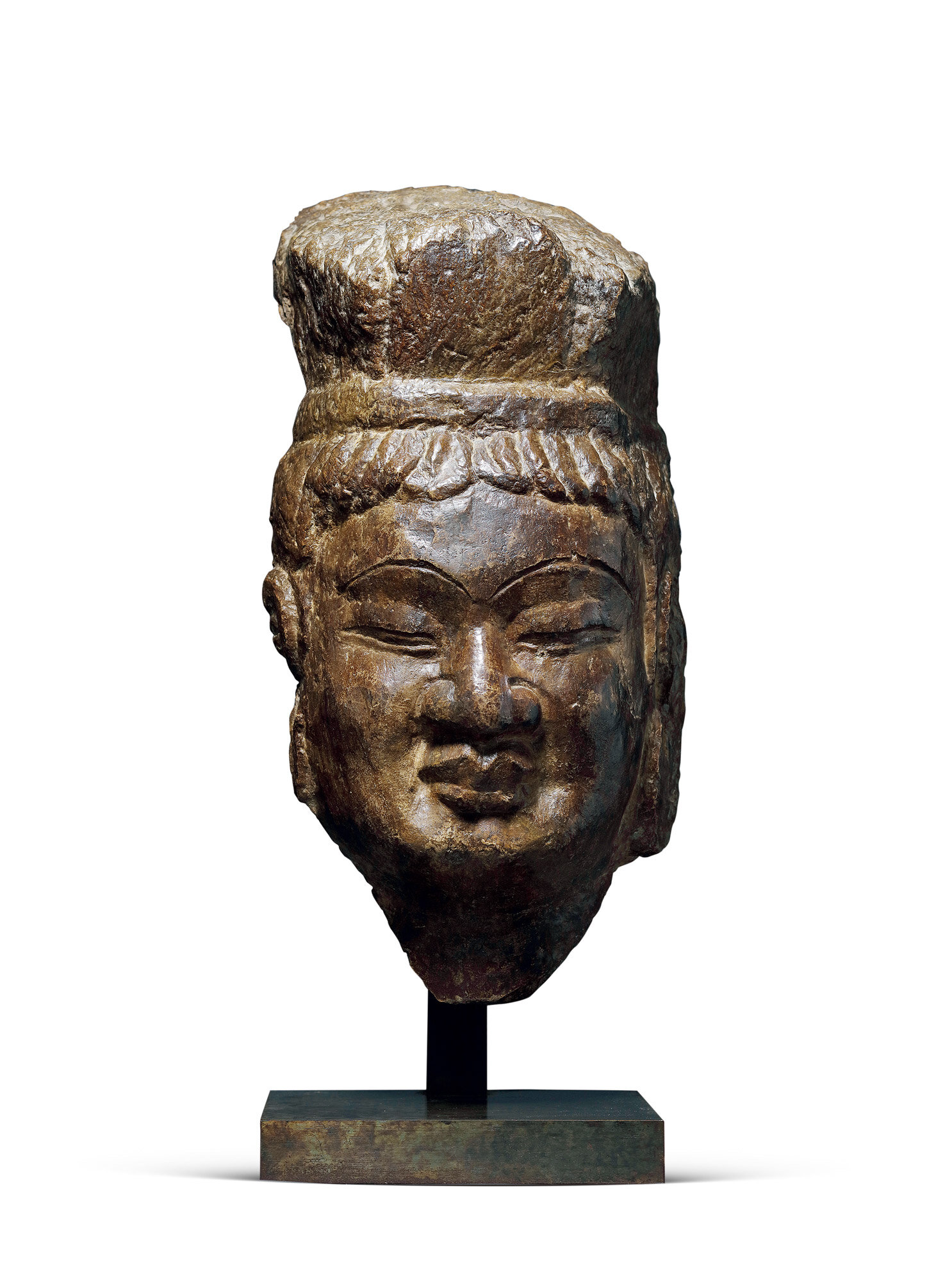 A Head of Bodhisattva, Longmen Style, Northern Qi, 550-577 - Alain.R.Truong