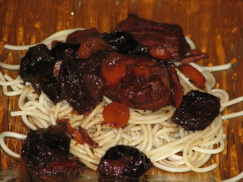 Filet mignon de porc au sirop de Liège et aux pruneaux - Les créations ...