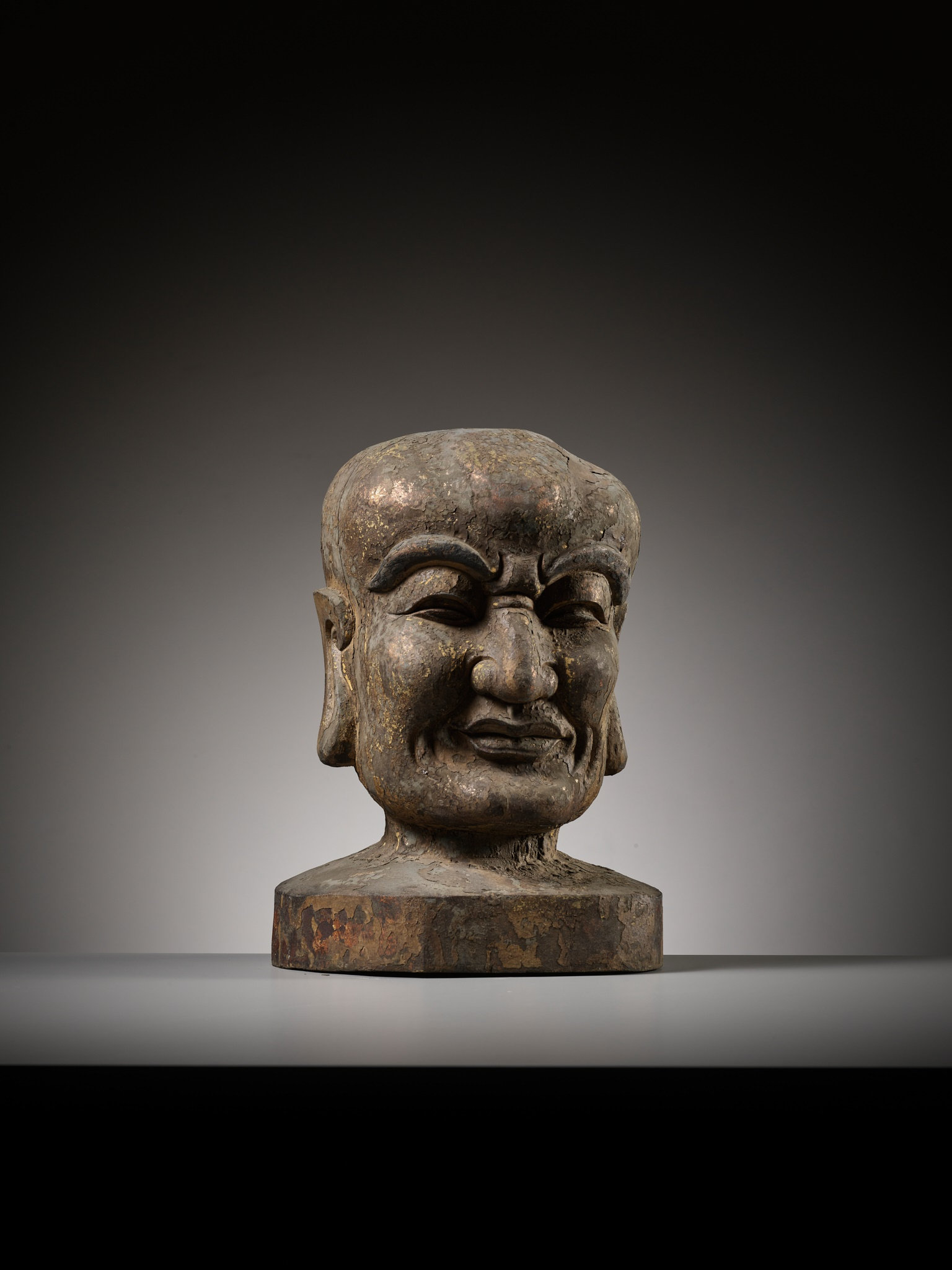 A rare wood head of a Luohan, Song dynasty (960-1279) - Alain.R.Truong