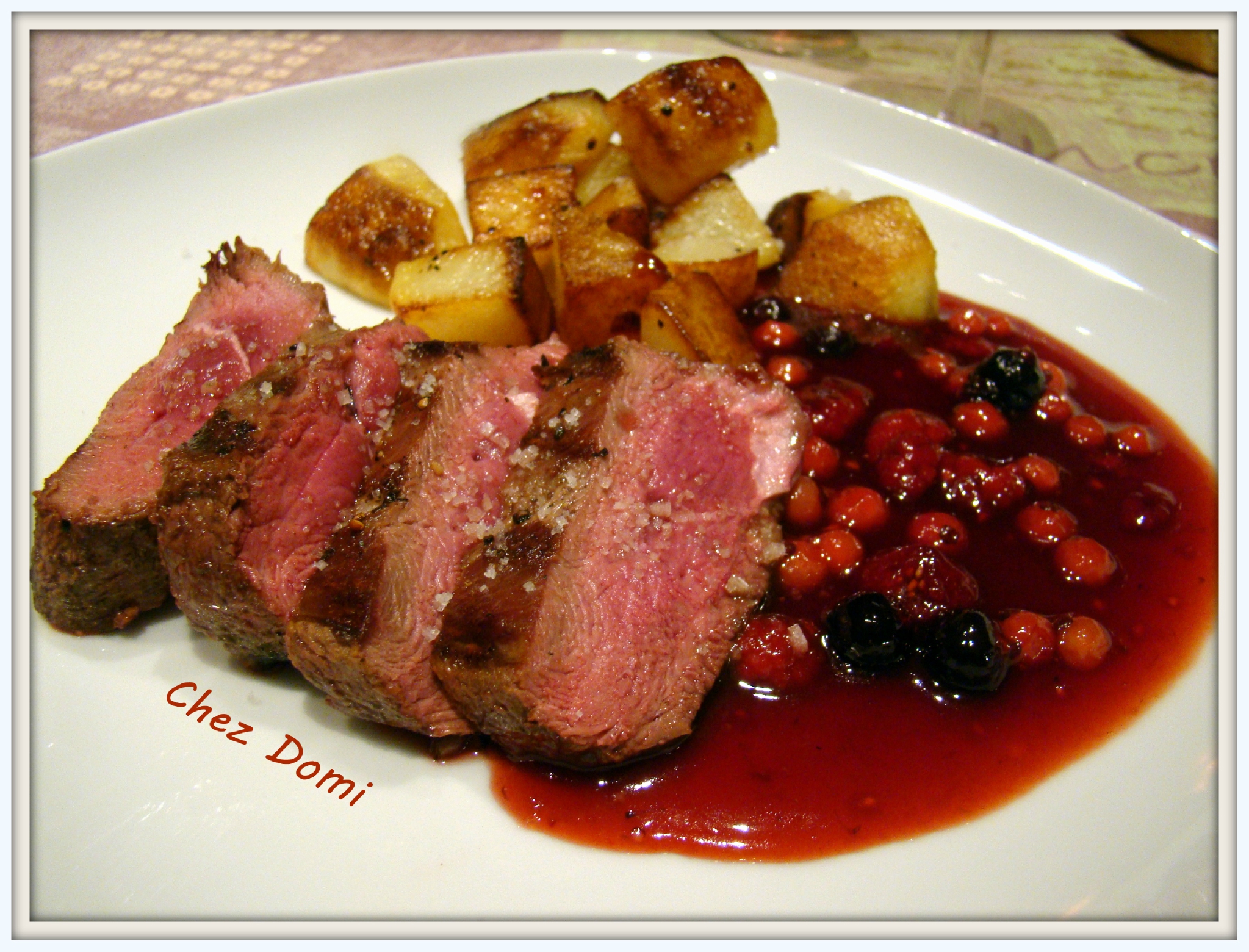 Magret de canard à la gelée de fruits rouges - Domi vous ouvre sa porte