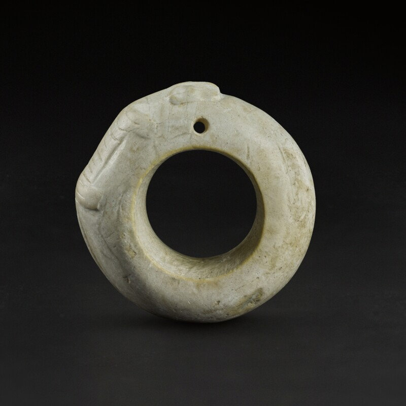 A jade ring pendant, Possibly Neolithic period, circa 2000 BC - Alain.R ...