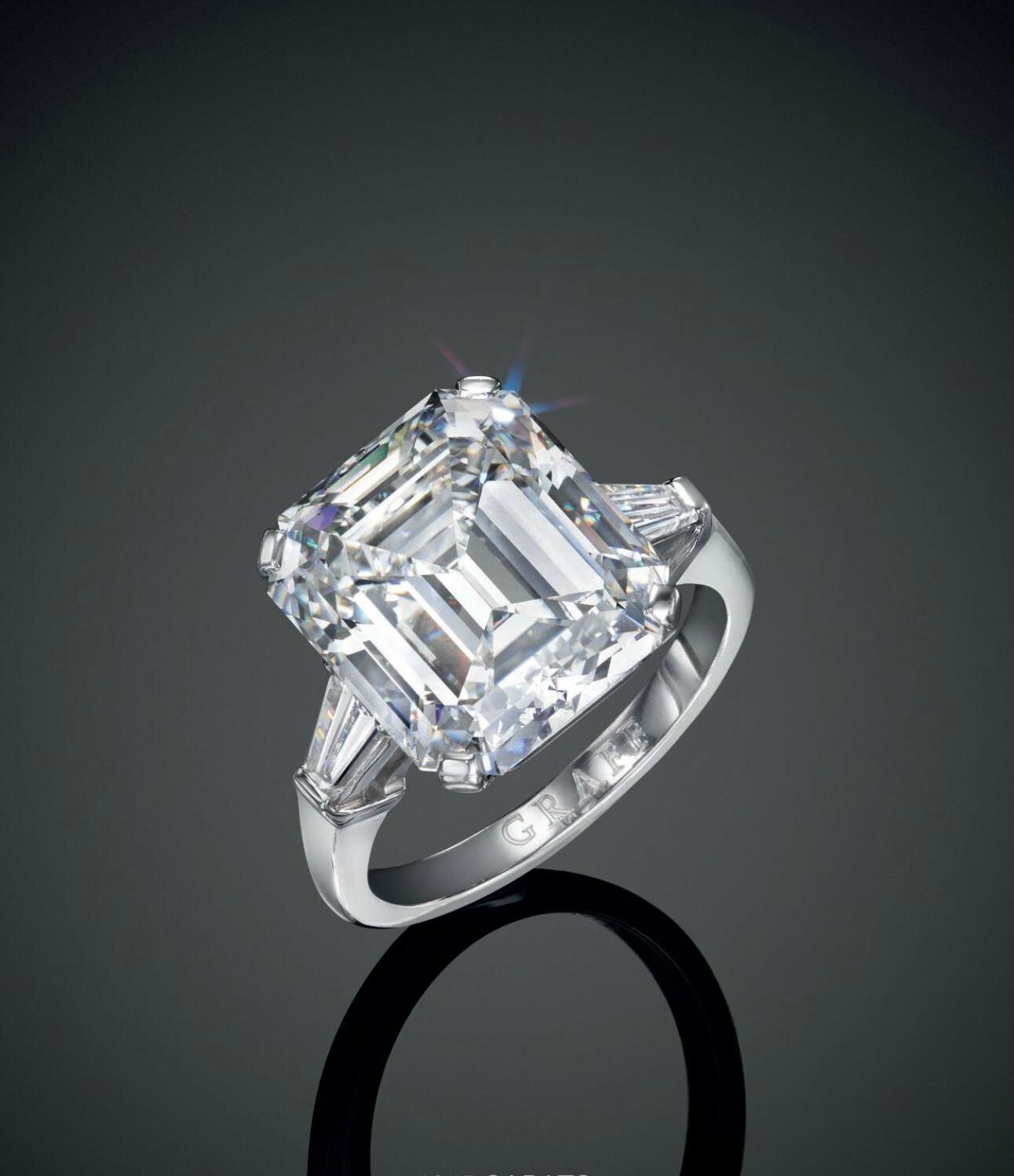 rectangular-cut diamond - Alain.R.Truong