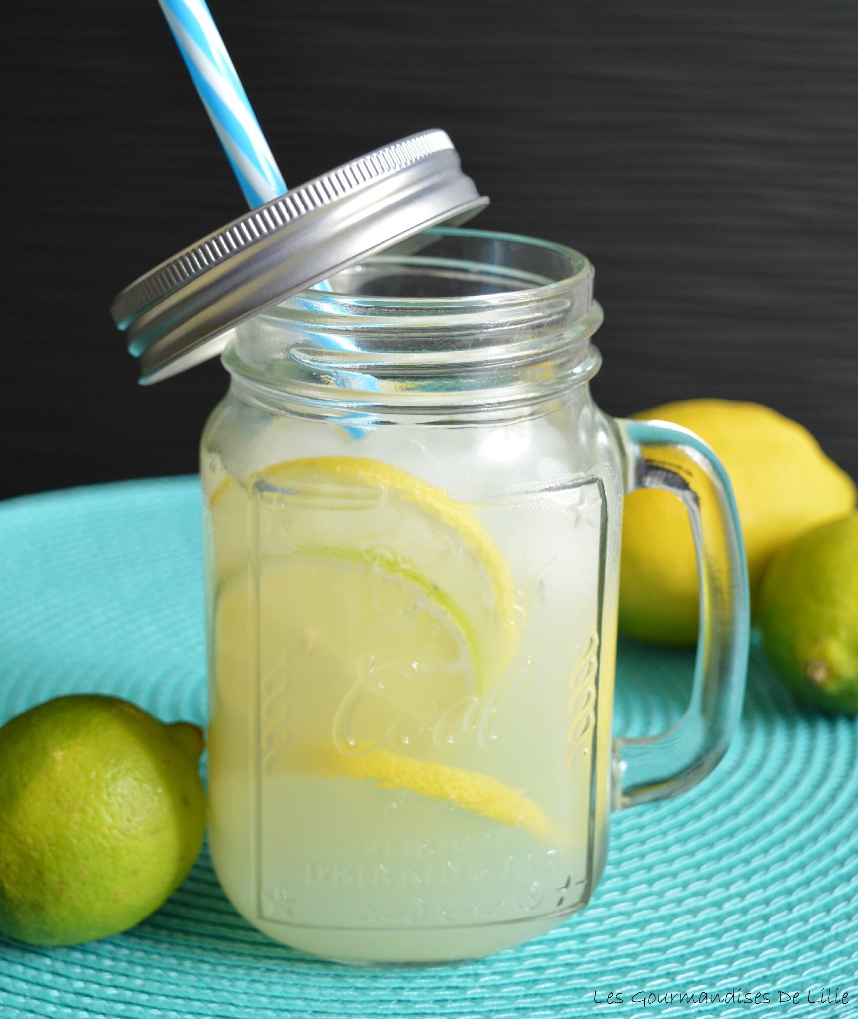 Citronnade aux 2 Citrons - Les Gourmandises De Lilie